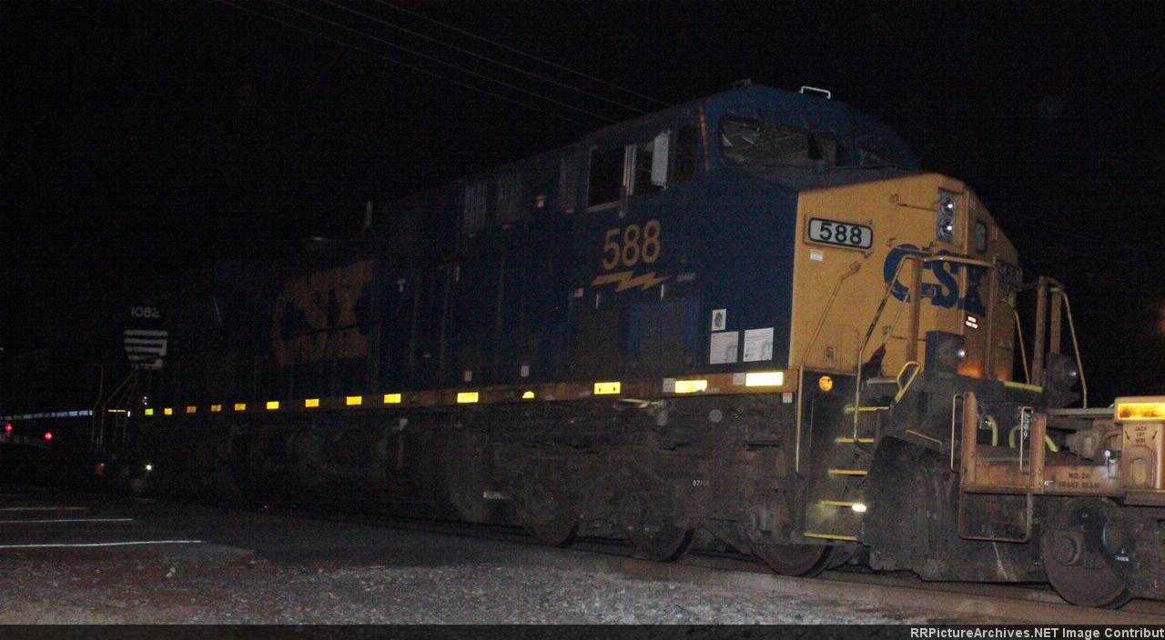 CSX 588